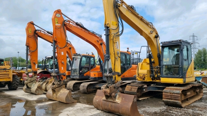 On instruction of FTH HIRE GROUP online timed auction of Contractors ...