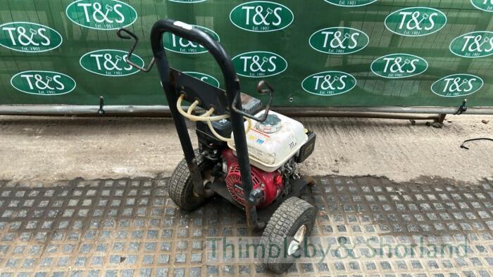 Cobra Pressure Washer