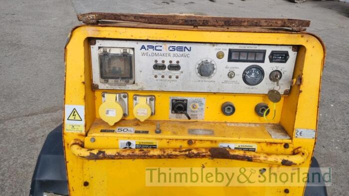 Arcgen Weldmaker 300AVC, Kubota engine