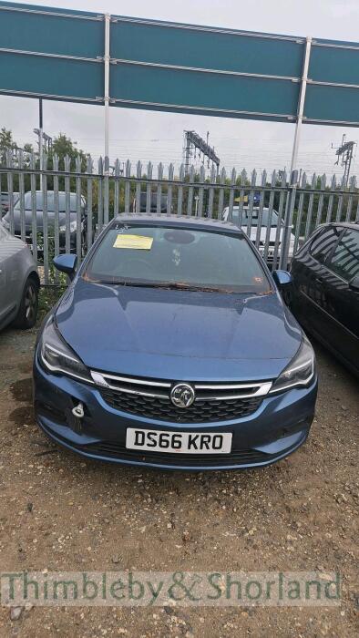 VAUXHALL ASTRA SRI TURBO - DS66 KRO.