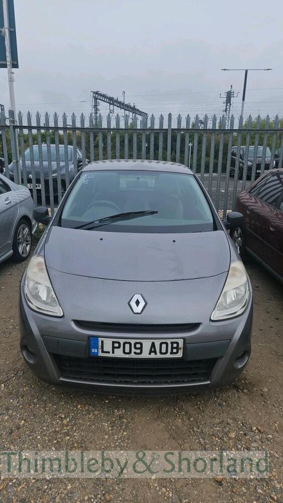 RENAULT CLIO EXTREME - LP09 AOB.