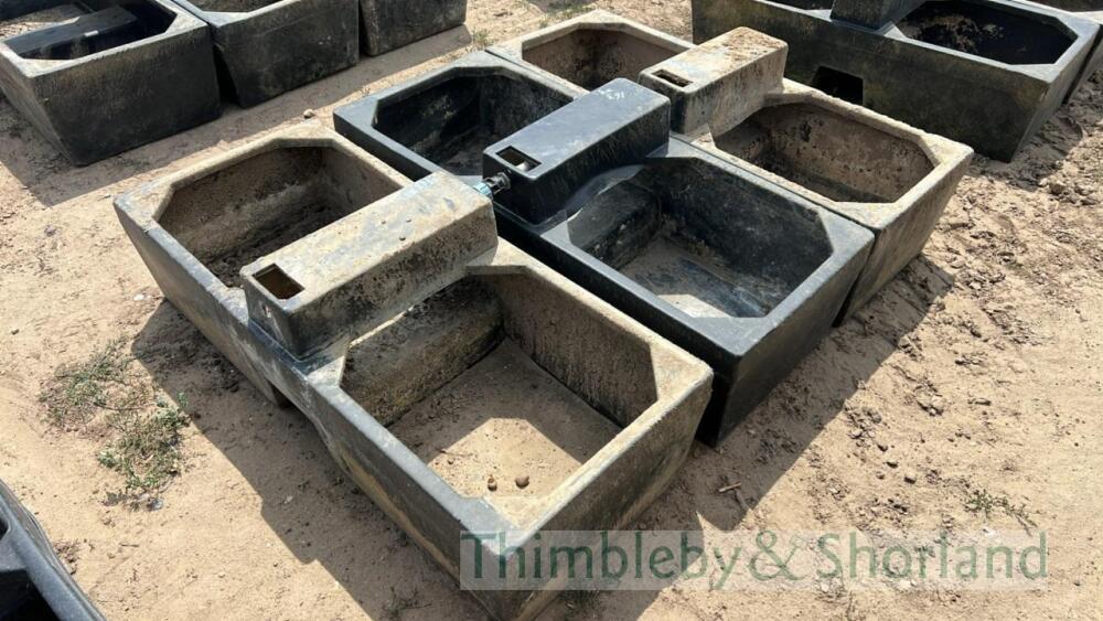 3 plastic water troughs