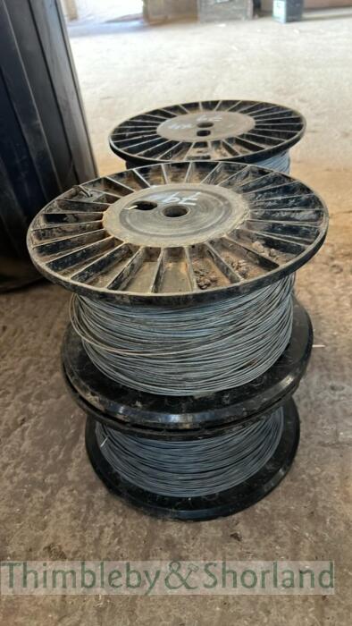 4 reels of electric fencing wire