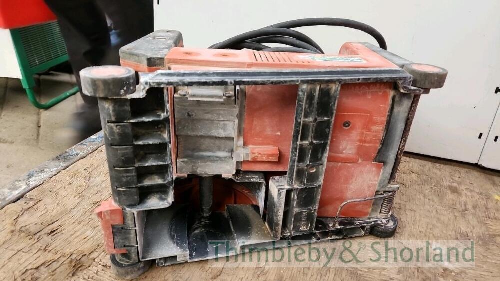 Hilti DC SE-20 Wall Chaser 110v
